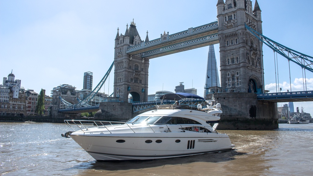 PRINCESS 58 FLYBRIDGE | Diplomat Cruises